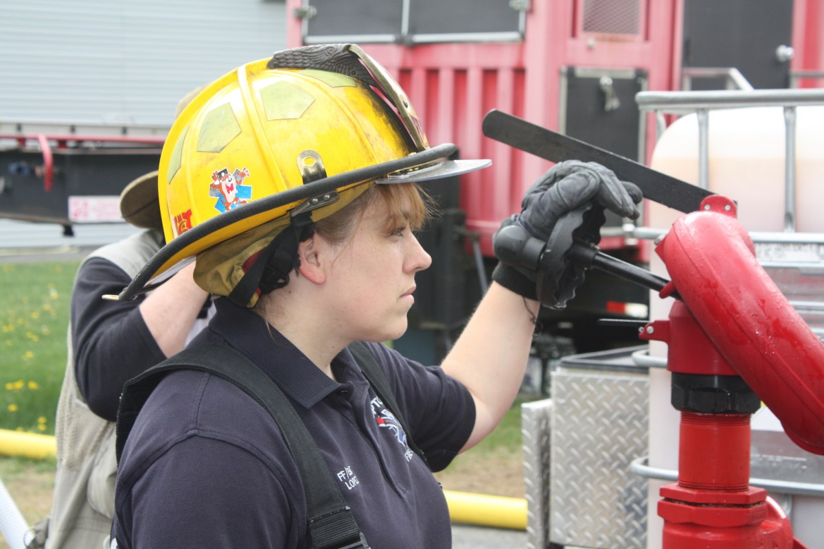 Firefighter Bonnie Lopez Promoted to Lieutenant – UPTON DAILY